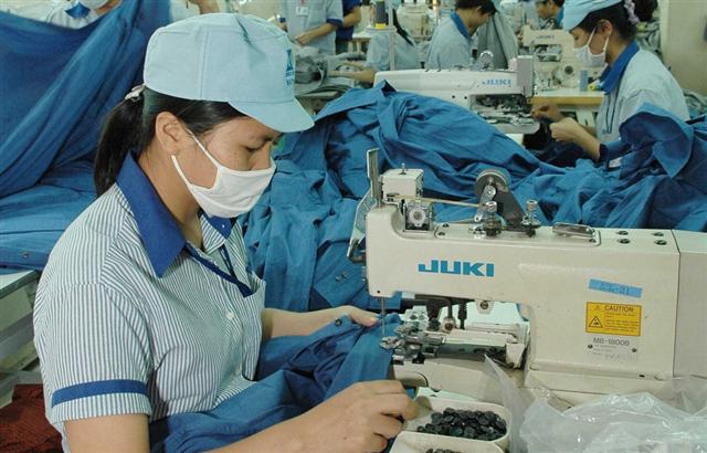 Five breakthrough solutions for garment and textile sector | Vietstock