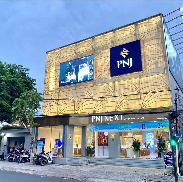 PNJ luân chuyển loạt nhân sự cấp cao | Vietstock