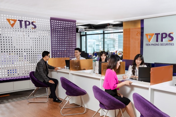 Chứng khoán Tiên Phong (TPS) báo lãi kỷ lục 2023, sắp tăng vốn lên ...