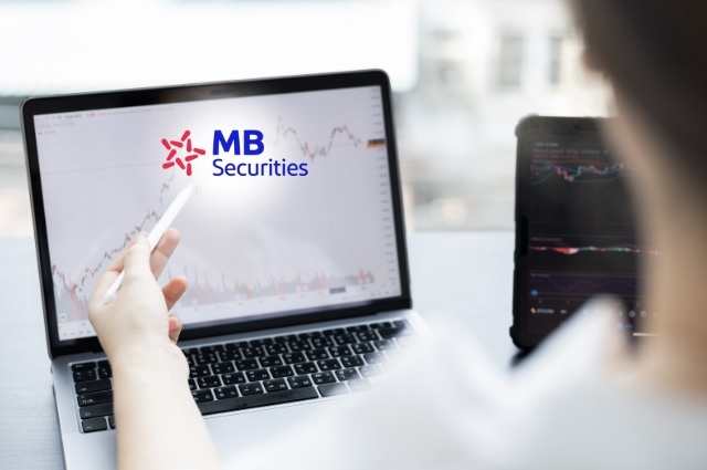 Hơn 1 triệu cp "ế" của MBS được ngân hàng mẹ MB mua trọn với giá 10,000 ...