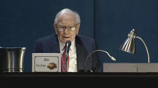 Warren Buffett mua mạnh một cổ phiếu dầu khí | Vietstock