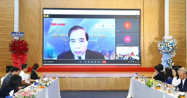 GS-TS Vũ Minh Khương: TP HCM có thể học tập mô hình doanh nghiệp tư nhân của Singapore | Vietstock