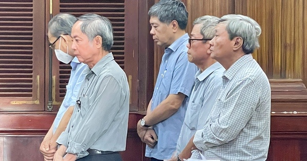 Đề nghị Công ty Nguyễn Kim bồi thường 68,7 tỉ đồng trong vụ "đất vàng" Bến Vân Đồn | Vietstock