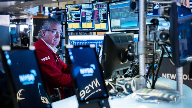 Chứng khoán Mỹ và châu Âu rực lửa khi ông Trump tung đòn thuế mới ...