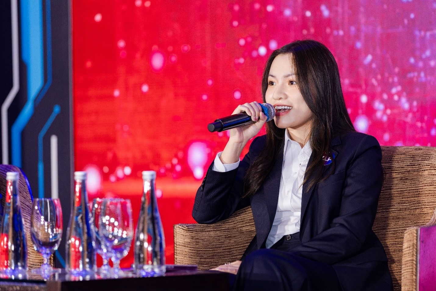 36.9 triệu USD "bốc hơi" và bài học về niềm tin không giới hạn từ CEO Meey Group | Vietstock