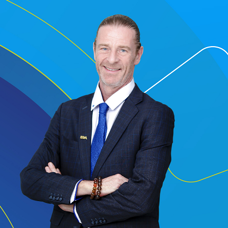 Dominic Timothy Charles Scriven - Hồ sơ lãnh đạo | VietstockFinance